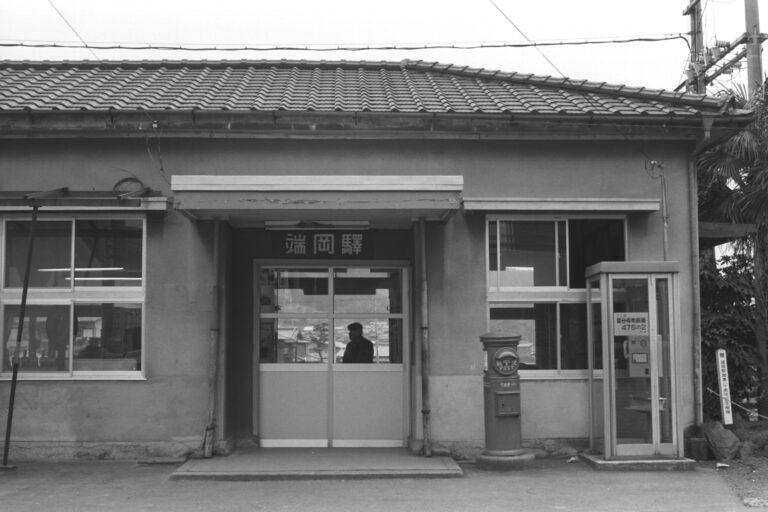 国鉄時代の駅舎画像 昭和レトロ 主に土讃本線 国鉄 四国のdf50 1980年代の写真から